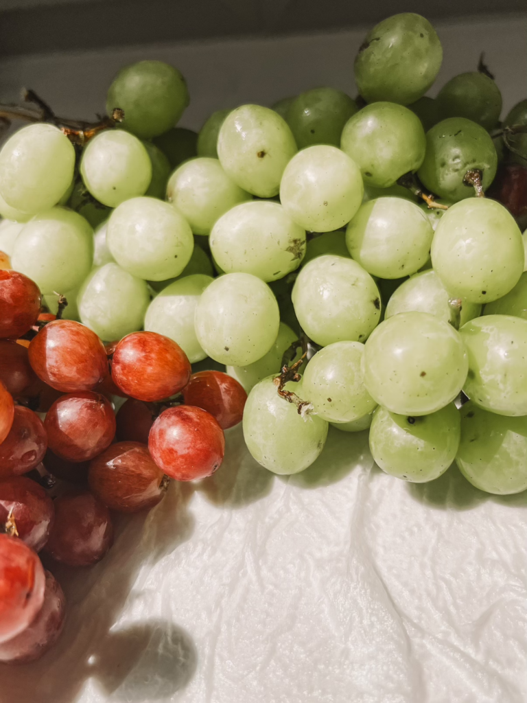 How to Clean Grapes - Nicole Jaques